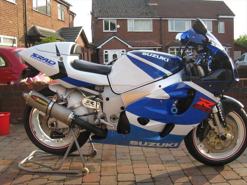 Bike of the Day: Suzuki GSX-R750 SRAD