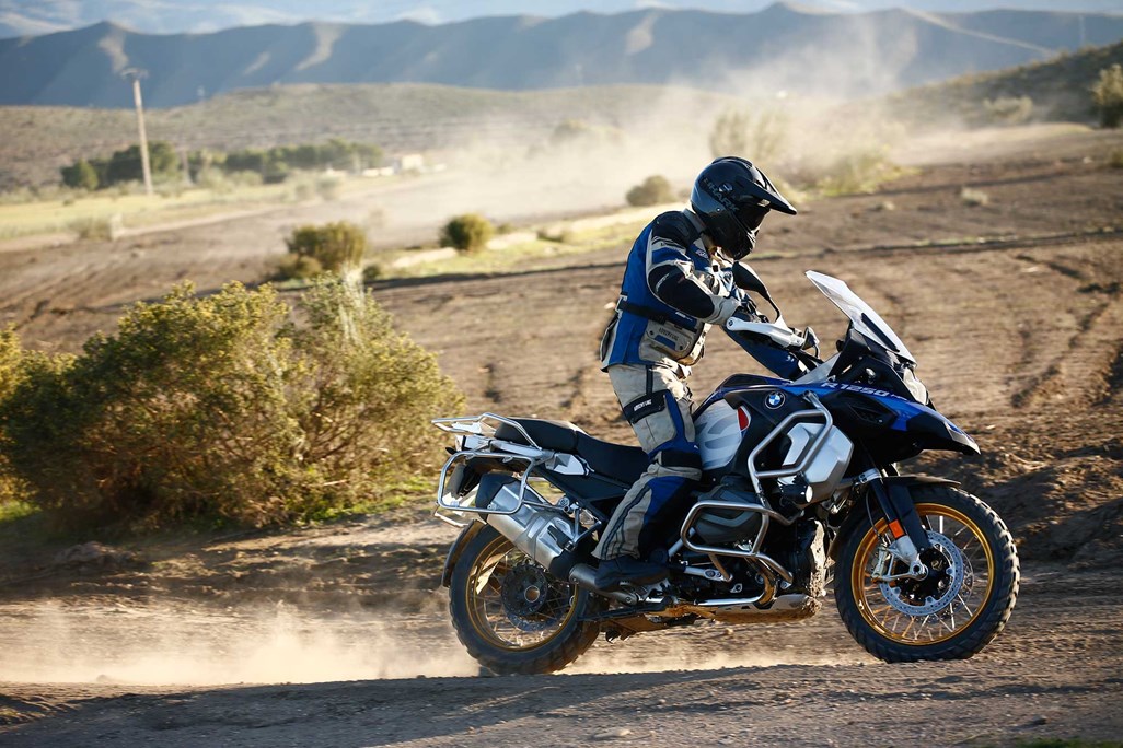 BMW R1250GS ADVENTURE (2019 - on) Review