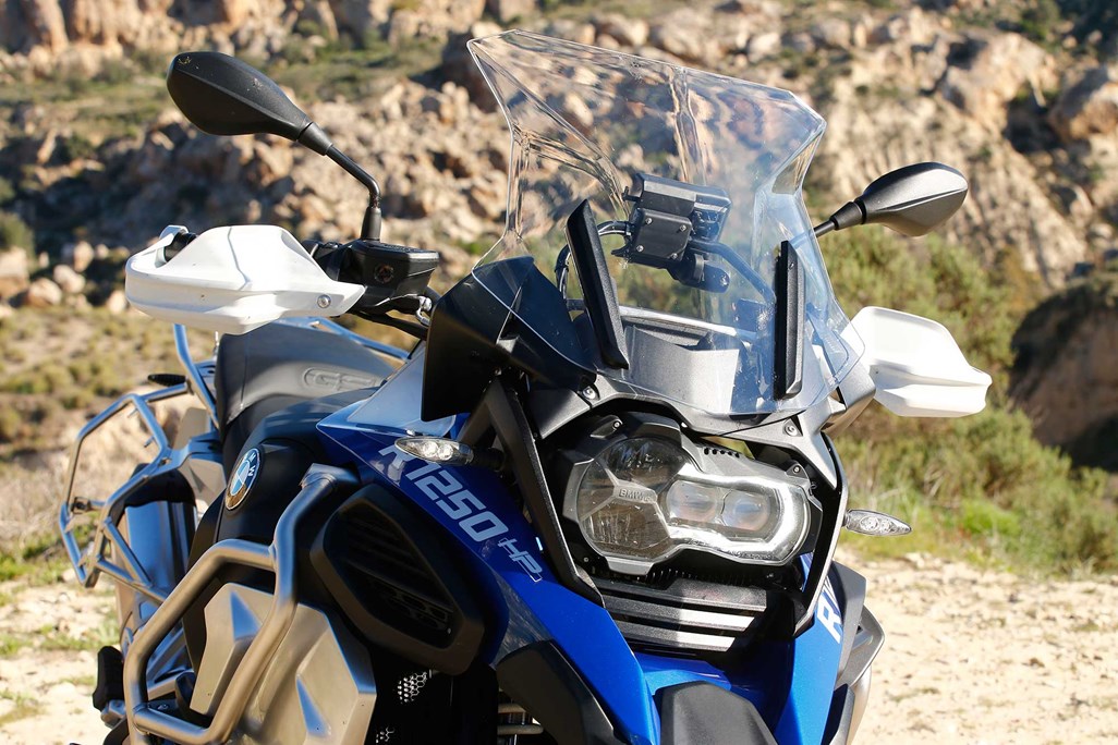 BMW R1250GS ADVENTURE (2019 - on) Review