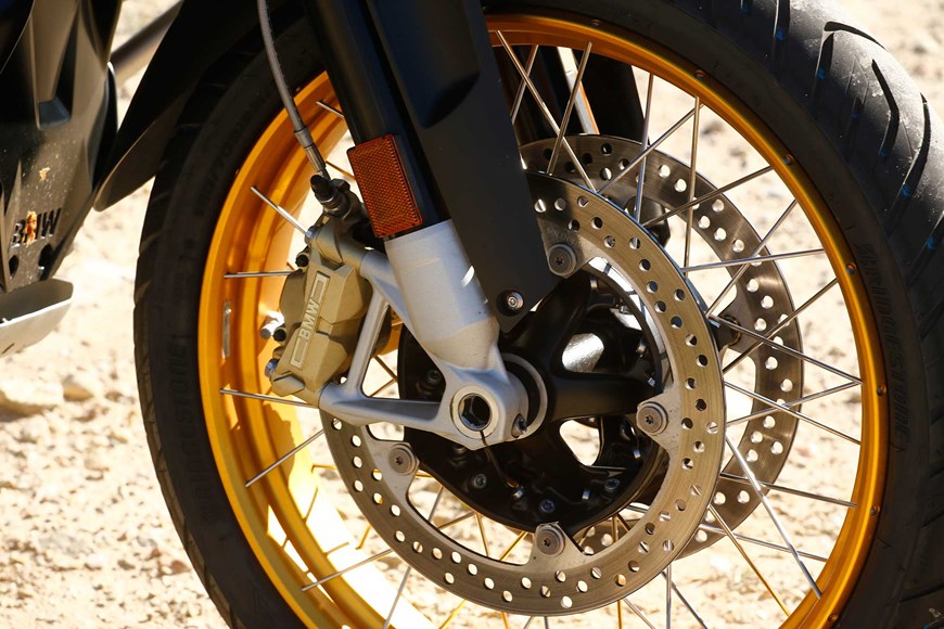 BMW R1250GS ADVENTURE (2019 - on) Review