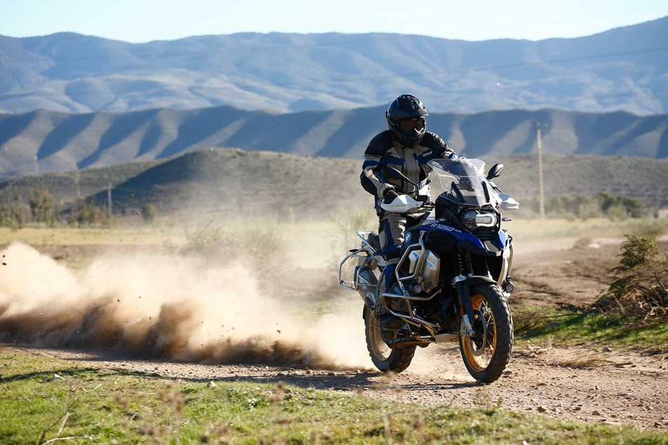 BMW R1250GS ADVENTURE (2019 - on) Review