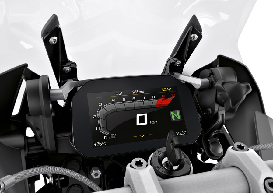 BMW R1250GS ADVENTURE (2019 - on) Review