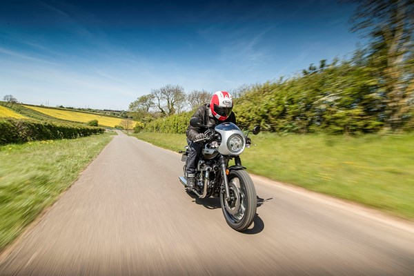 2019-on Kawasaki W800 Review | A Japanese 47bhp retro beauty