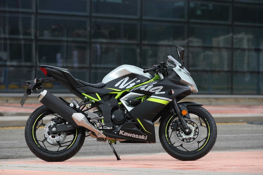 2019 Kawasaki Ninja 125 review | A return to sporty learners