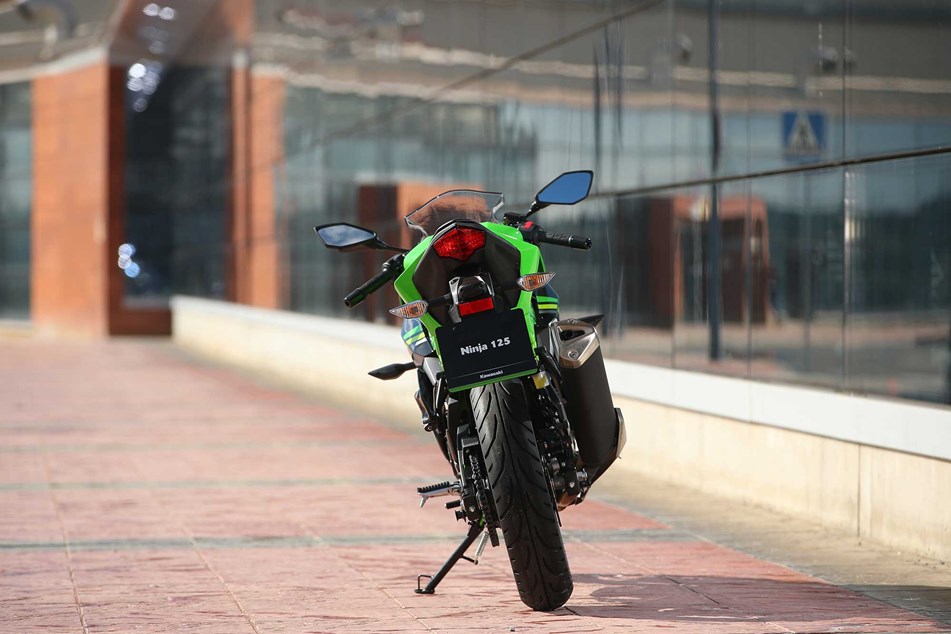 2019 Kawasaki Ninja 125 review | A return to sporty learners