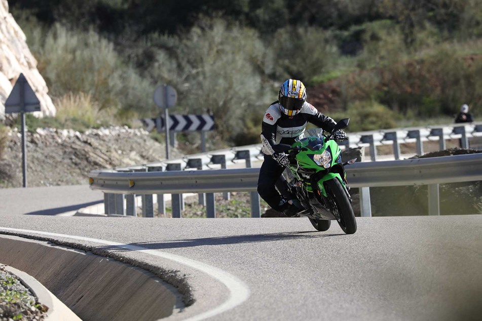 2019 Kawasaki Ninja 125 review | A return to sporty learners