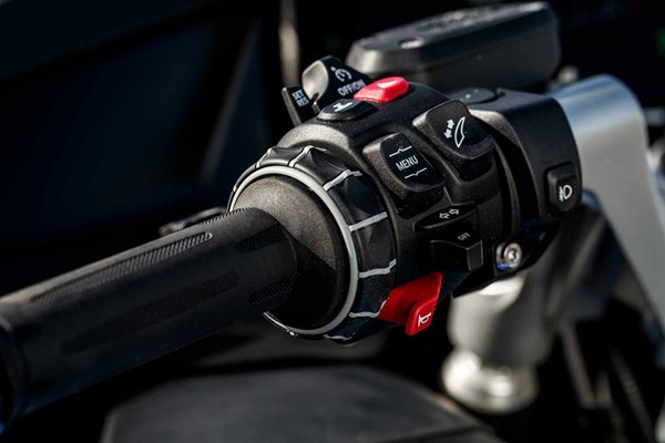 2019-2024 BMW R1250RT review: More luxury, and convenience