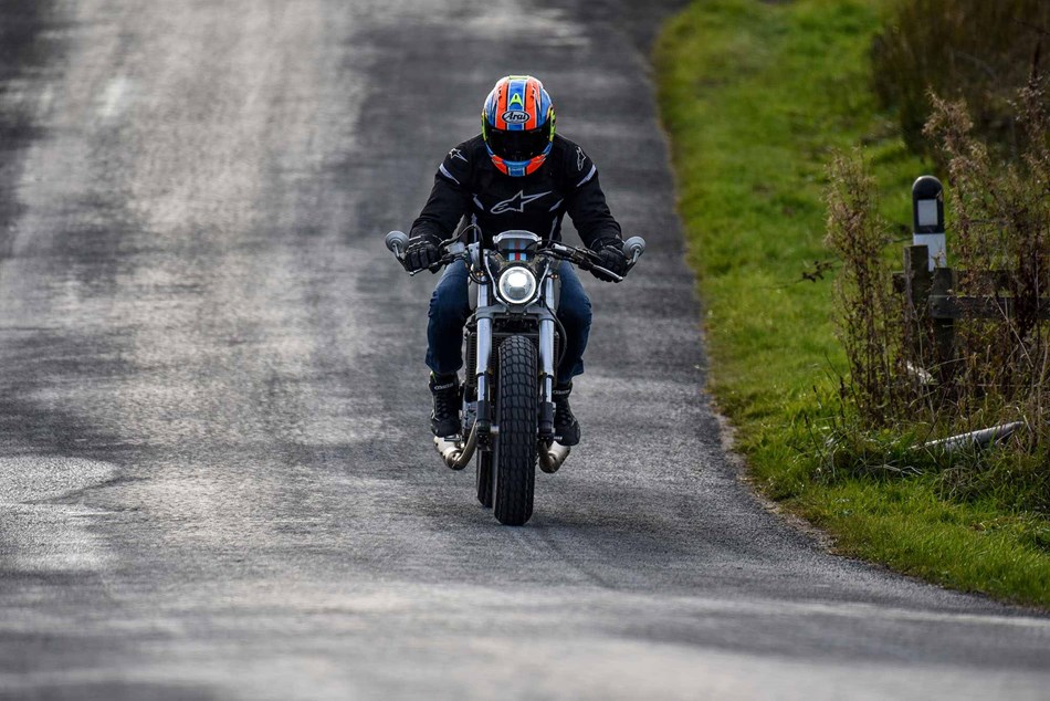 CCM SPITFIRE CAFE RACER (2019 - on) Review