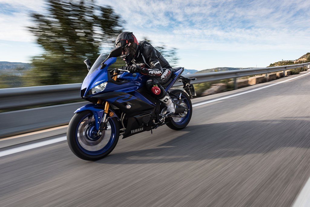 YAMAHA R3 (2019 - on) Review