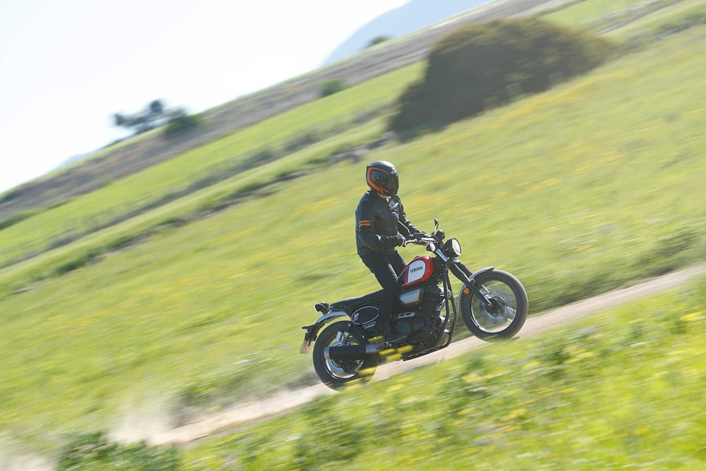 YAMAHA SCR950 (2017 - 2021) Review