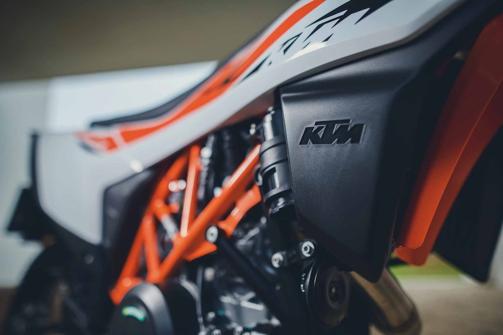 KTM 690 ENDURO R (2019 - on) Review