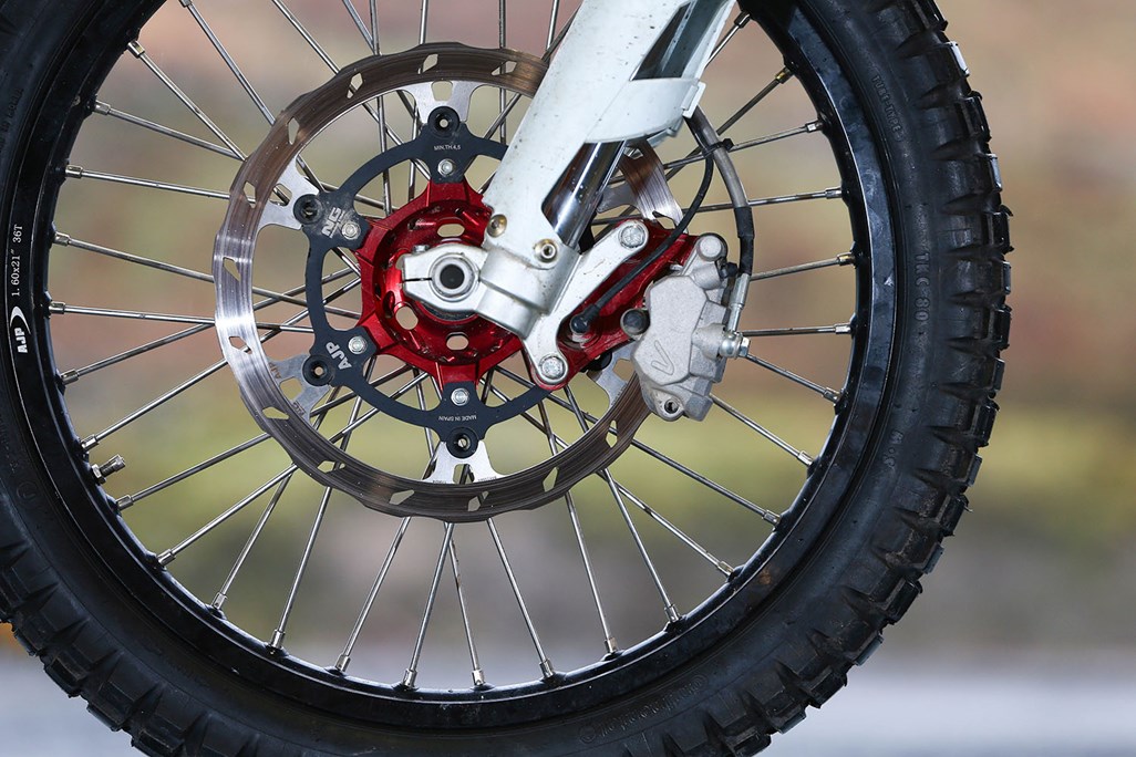 AJP PR7 650 ADVENTURE (2019 - 2020) Review