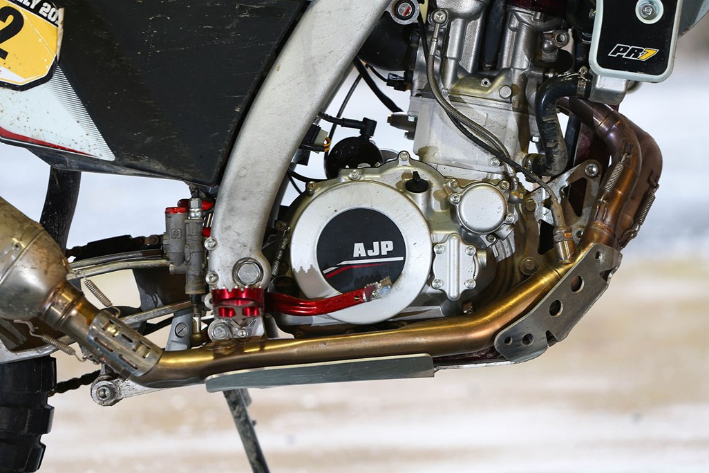 AJP PR7 650 ADVENTURE (2019 - 2020) Review