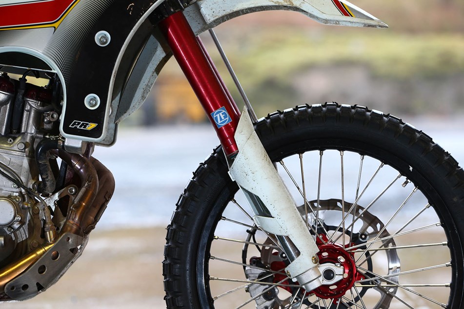 AJP PR7 650 ADVENTURE (2019 - 2020) Review