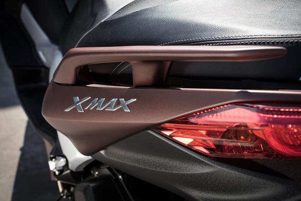 YAMAHA XMAX 300 (2017 - on) Review