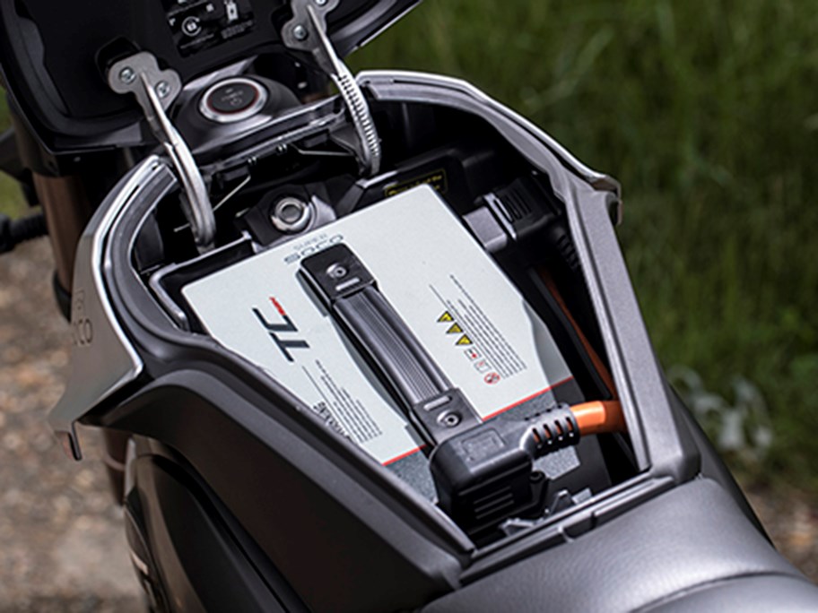 SUPER SOCO TC MAX (2019 - on) Review