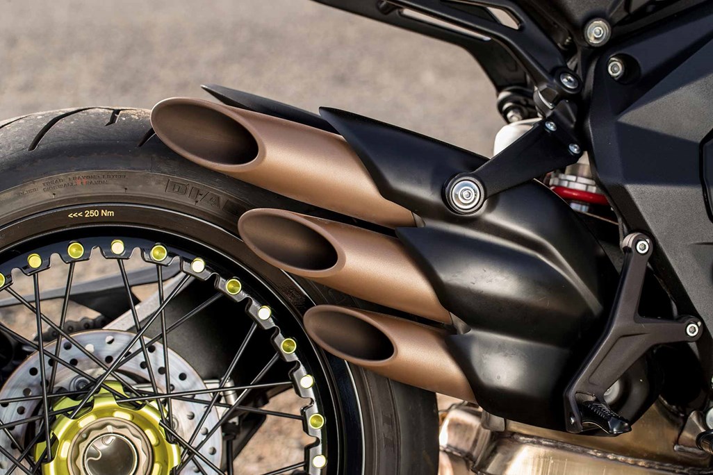 MV-AGUSTA DRAGSTER 800 RR (2018 - on) Review