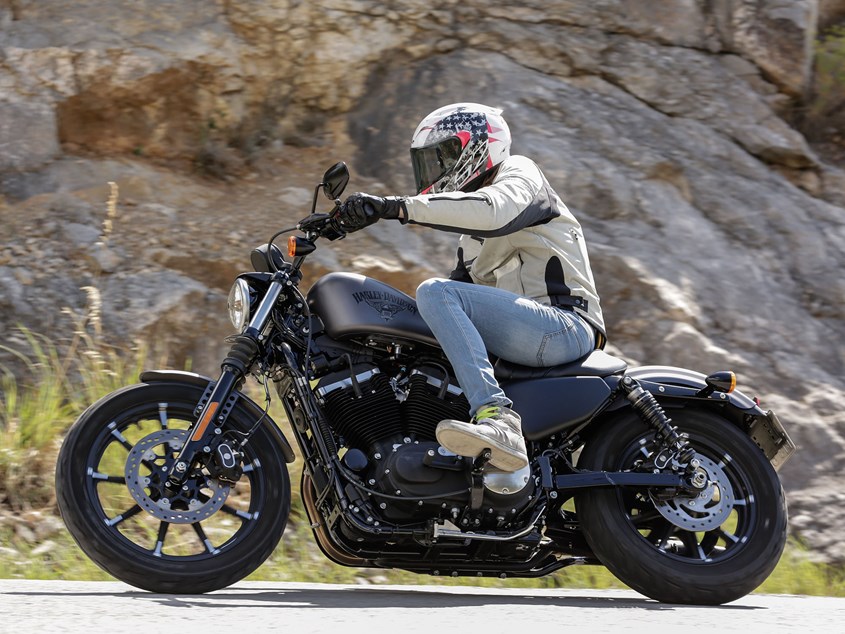 Harley-Davidson Sportster 883 Iron (2015-2021) review