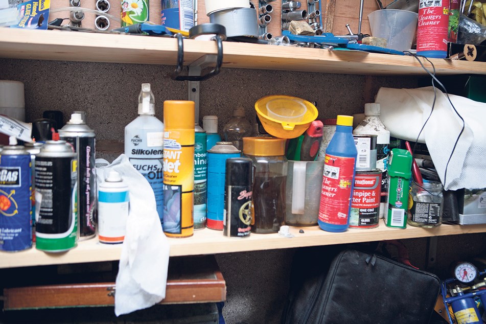 9 ways to keep your shed tidy