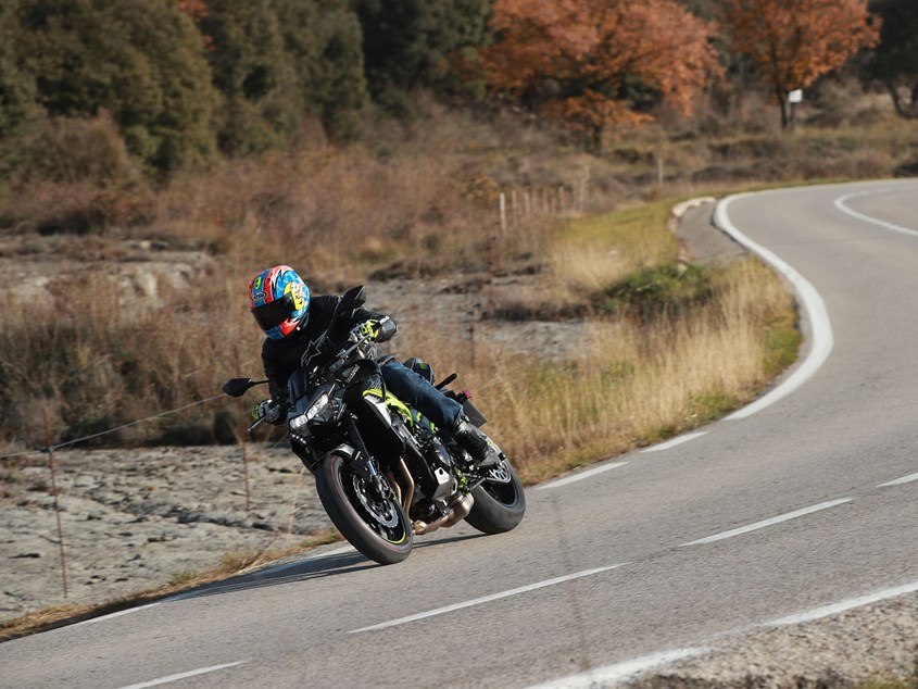 2020-2024 Kawasaki Z900 review: a fast, fun, reliable naked