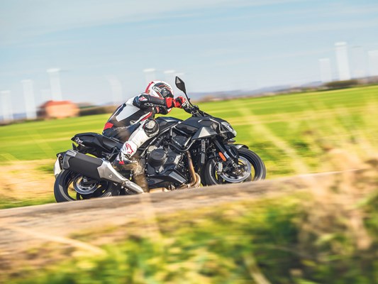 KAWASAKI Z H2 (2020 - on) Review