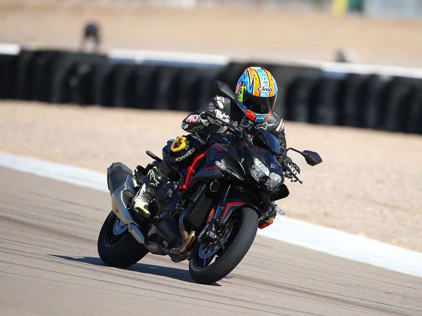 KAWASAKI Z H2 (2020 - on) Review