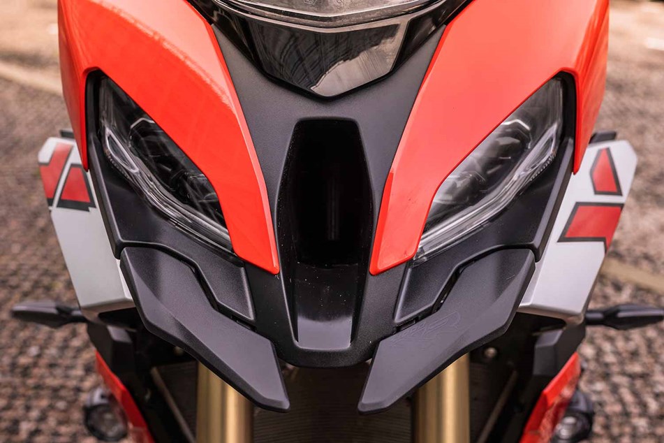 BMW S1000XR (2020 - on) Review
