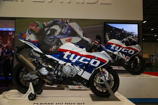 BMW unveils Tyco Racing BSB road replica