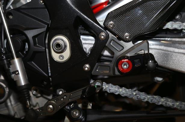 BMW unveils Tyco Racing BSB road replica