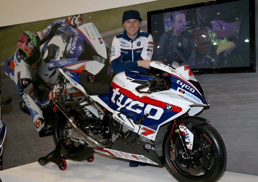 BMW unveils Tyco Racing BSB road replica