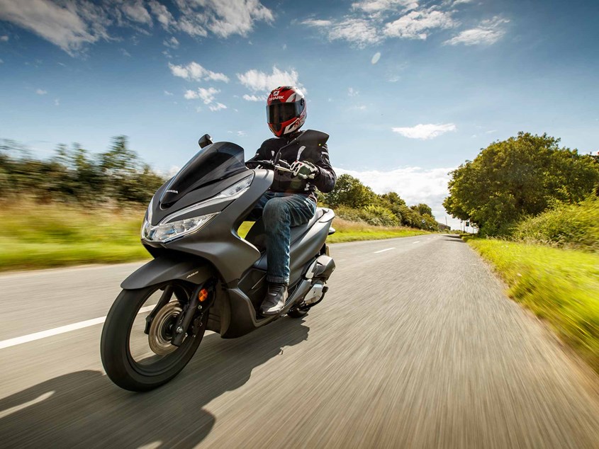 HONDA PCX125 (2018 - 2021) Review