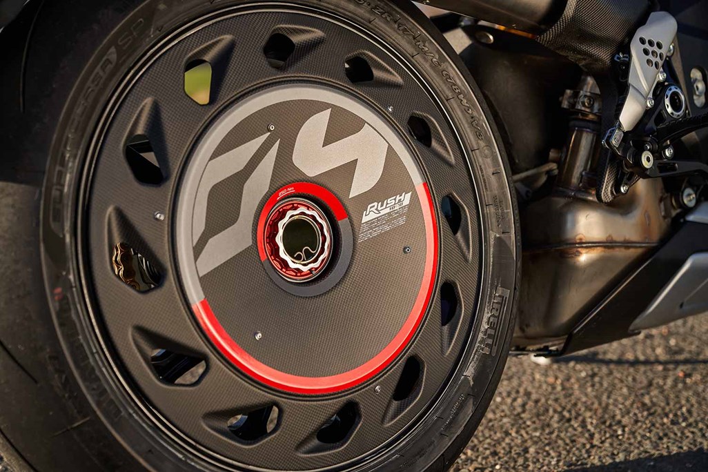 MV-AGUSTA RUSH 1000 (2020 - on) Review