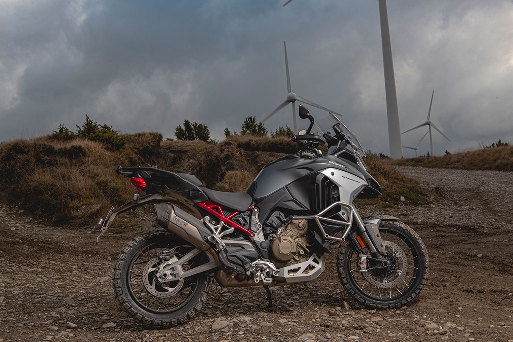 2021-2024 Ducati Multistrada V4S Review | Performance & Spec