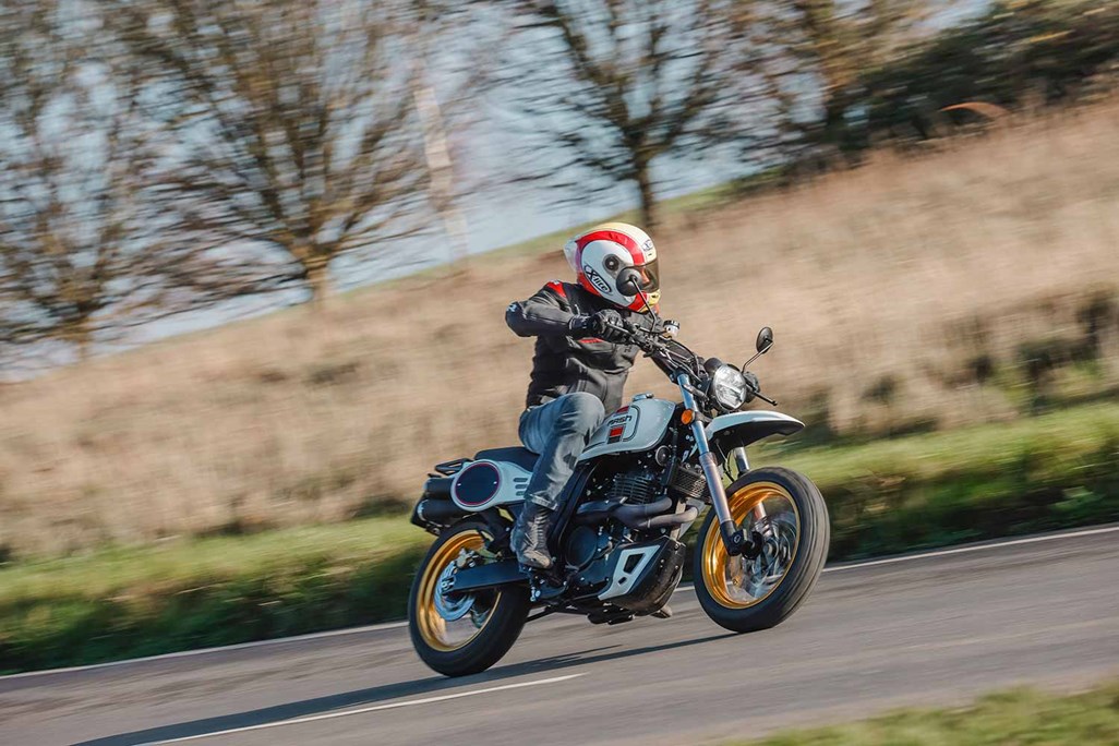 MASH X-RIDE CLASSIC 650 (2020 - on) Review