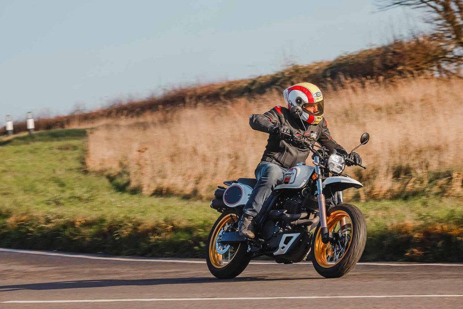 MASH X-RIDE CLASSIC 650 (2020 - on) Review