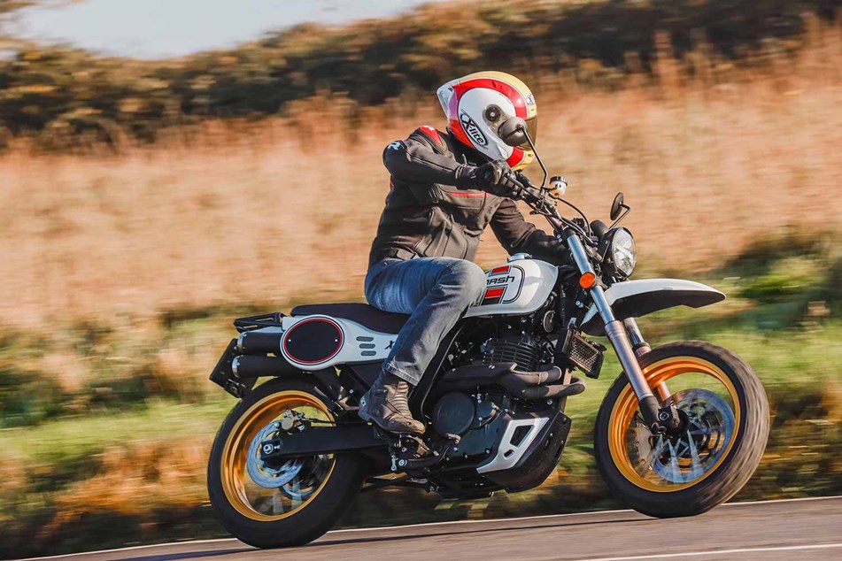 MASH X-RIDE CLASSIC 650 (2020 - on) Review