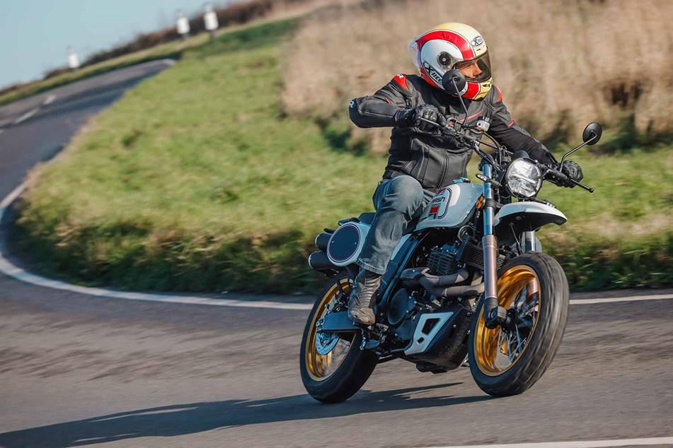 MASH X-RIDE CLASSIC 650 (2020 - on) Review