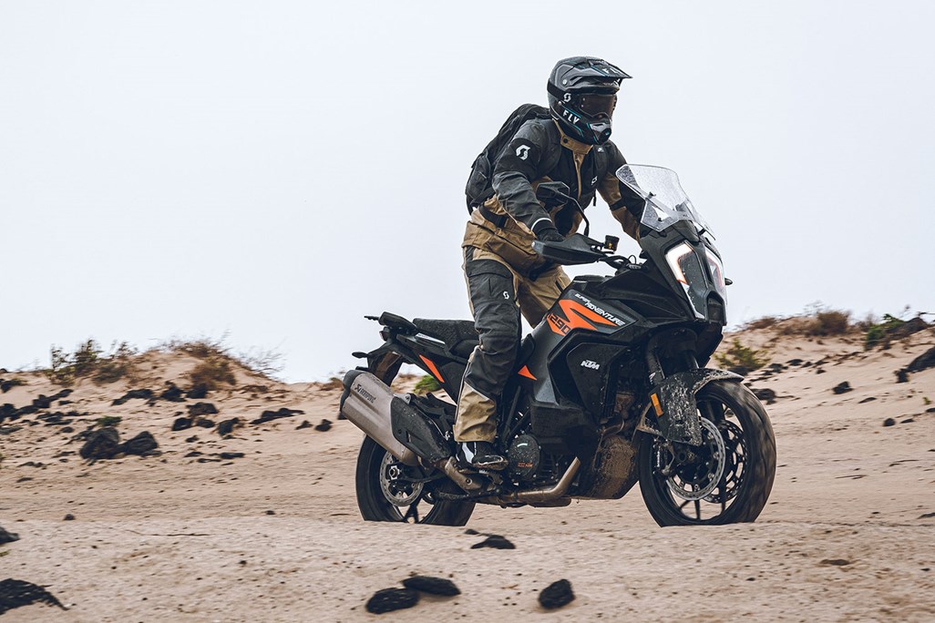KTM 1290 SUPER ADVENTURE S (2021 - on) Review