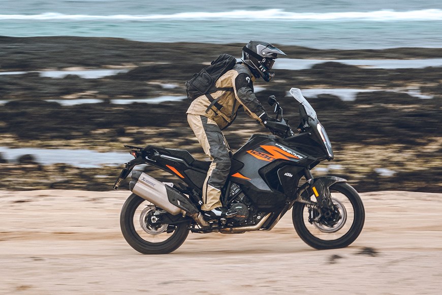 KTM 1290 SUPER ADVENTURE S (2021 - on) Review