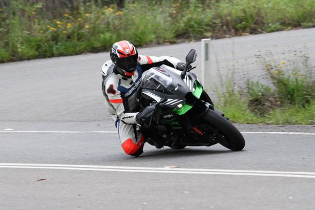 Kawasaki ZX-10R review - refined and improved for 2021