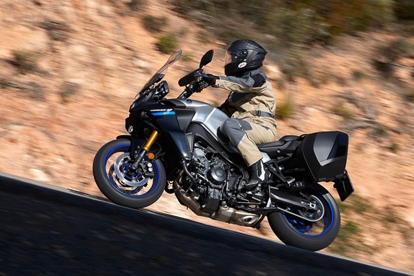 YAMAHA TRACER 9 (2021 - on) Review