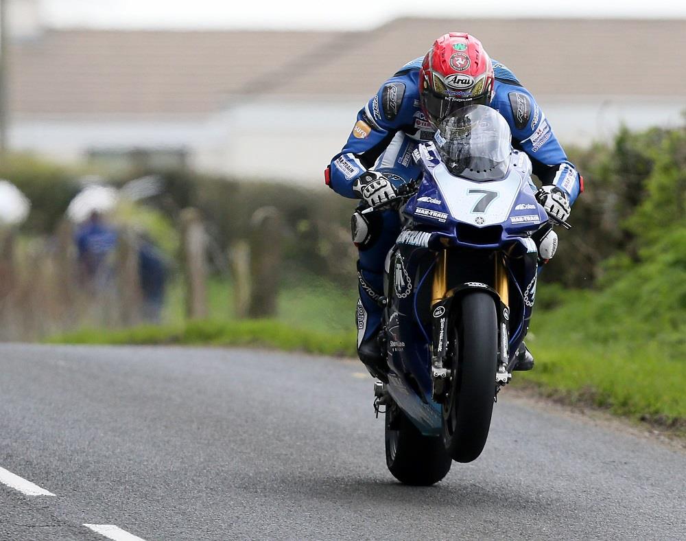 Kneen and Mar-Train to miss 2016 TT
