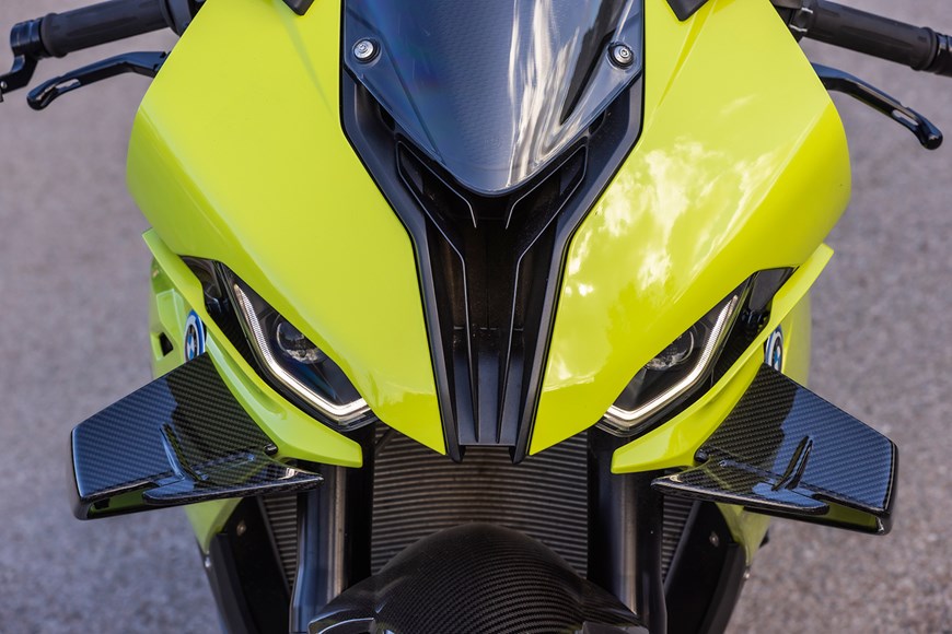 BMW M1000RR (2021 - 2022) Review