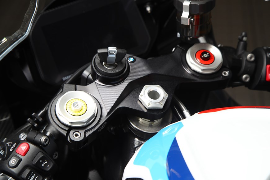 BMW M1000RR (2021 - 2022) Review