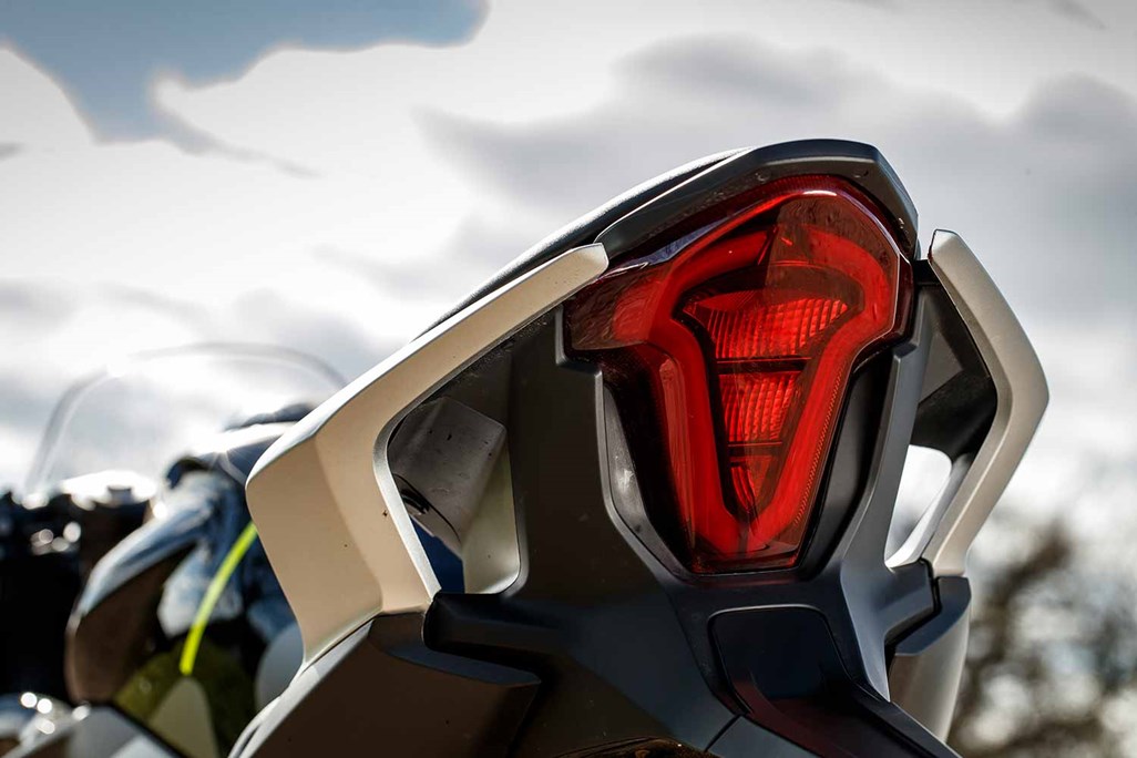 CF MOTO 300SR (2021 - on) Review
