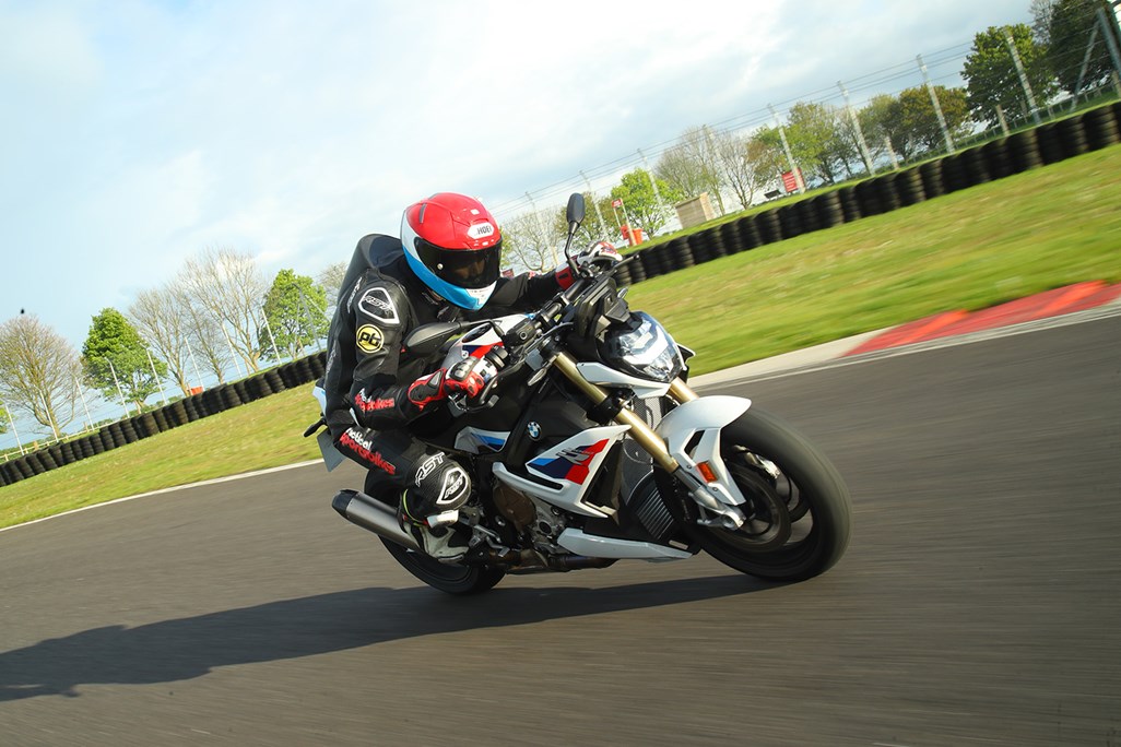 2021-2024 BMW S1000R review: super naked based S1000RR