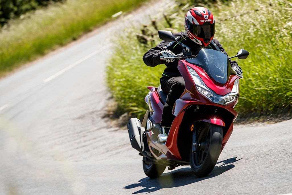 HONDA PCX 125 (2021 - on) Review