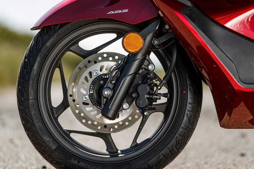 HONDA PCX 125 (2021 - on) Review