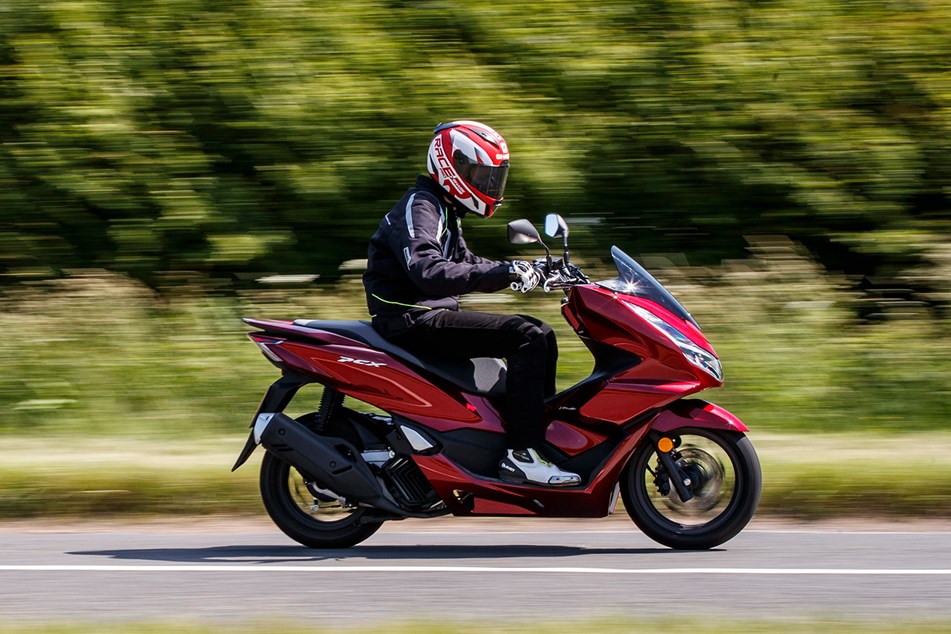 HONDA PCX 125 (2021 - on) Review