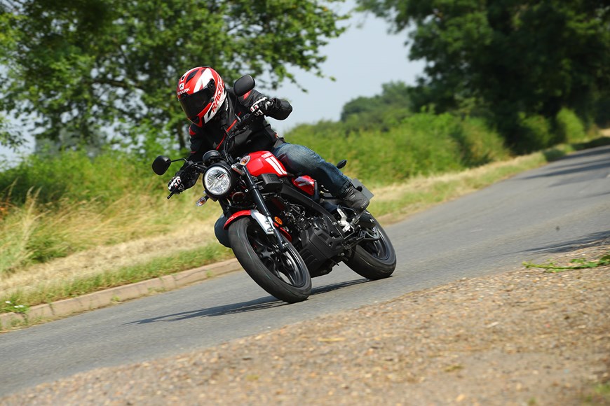 2021-on Yamaha XSR125 review: Retro big bike feel and poise